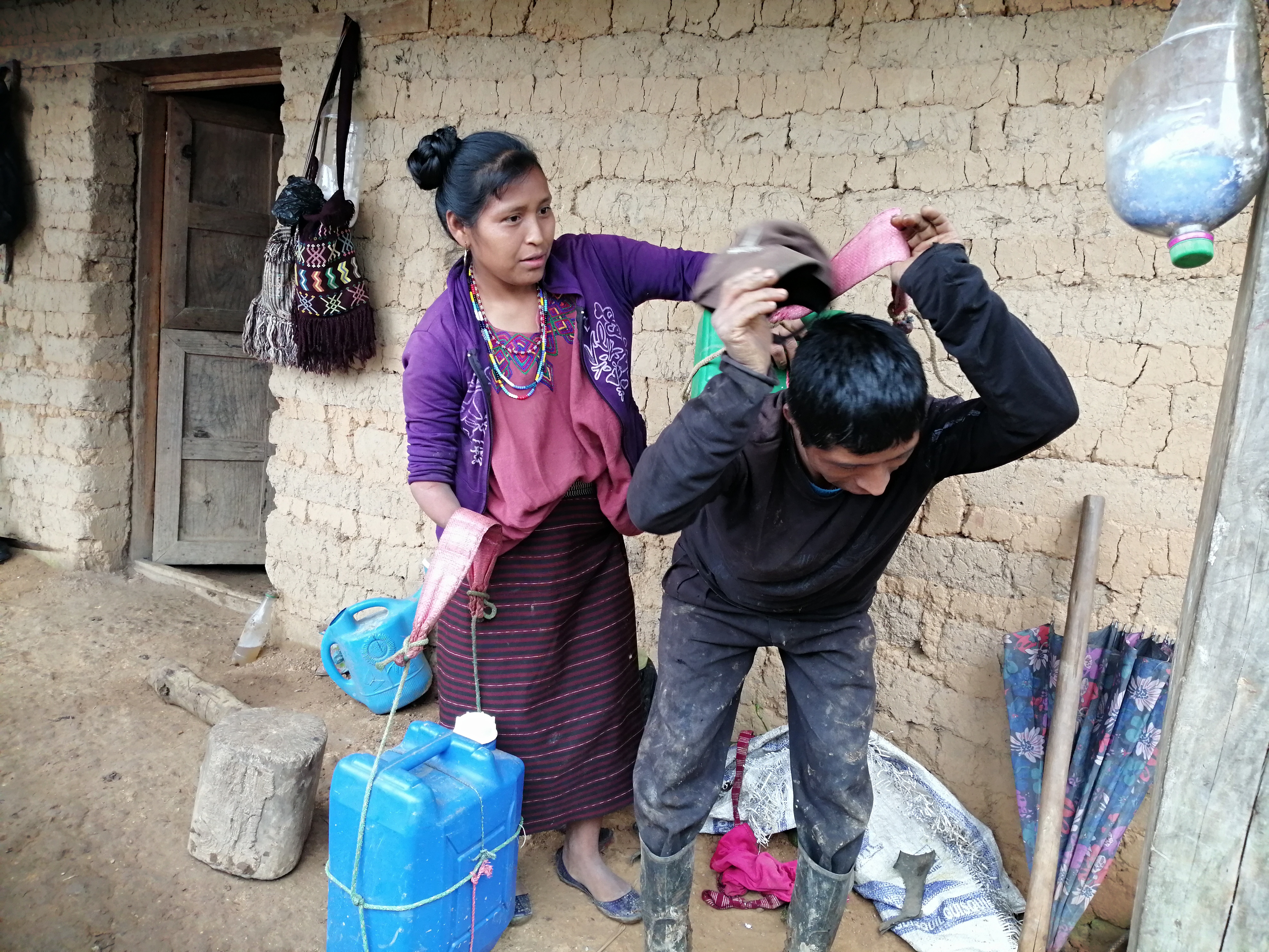 Guatemala. Margarita va más allá de su discapacidad para mejorar la ...